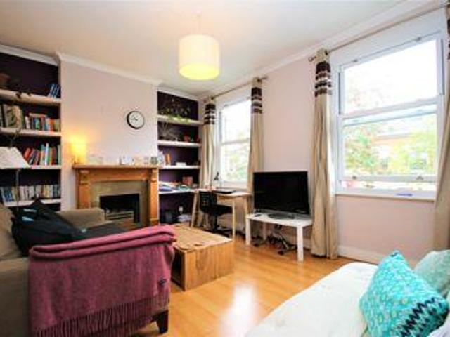 2 Bedrooms Flat for rent in Plimsoll Road, London N4