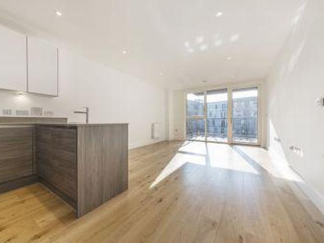 2 Bedrooms Flat for rent in Plough Way, Marine Wharf East, London SE16
