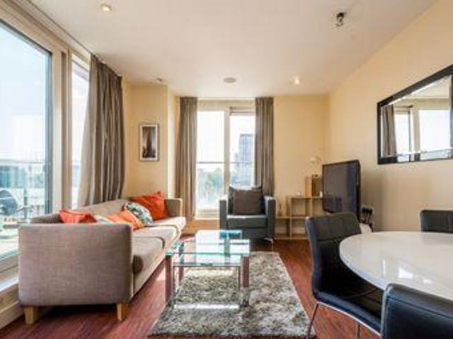 2 Bedrooms Flat for rent in Praed Street, London W2