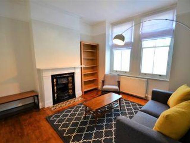 2 Bedrooms Flat for rent in Prairie Street, London SW8