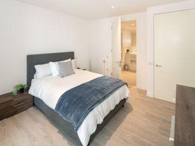 2 Bedrooms Flat for rent in Pressing Lane, Hayes UB3