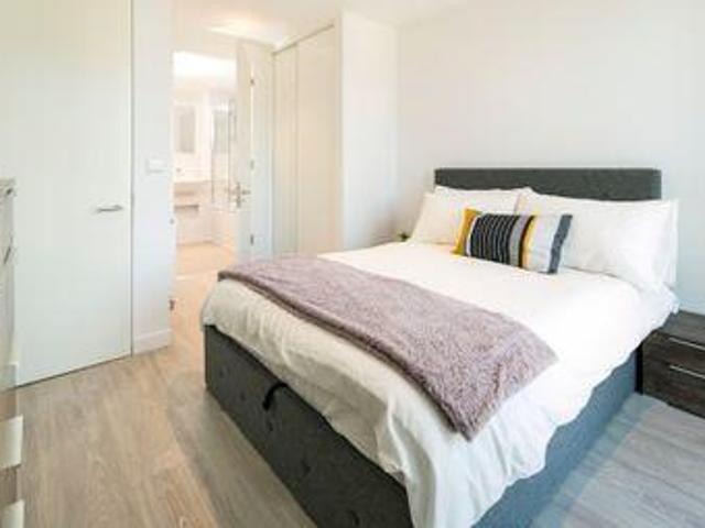2 Bedrooms Flat for rent in Pressing Lane, Hayes UB3