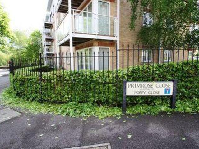 2 Bedrooms Flat for rent in Primrose Close, Luton LU3