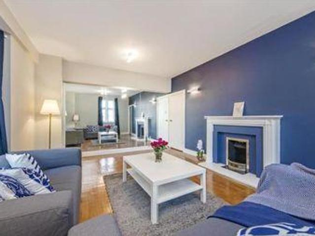 2 Bedrooms Flat for rent in Princes Court, 88 Brompton Road, London SW3