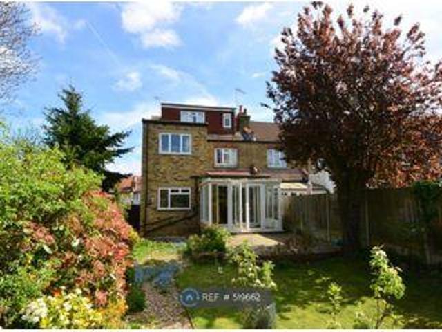 2 Bedrooms Flat for rent in Princes Gardens, London W5