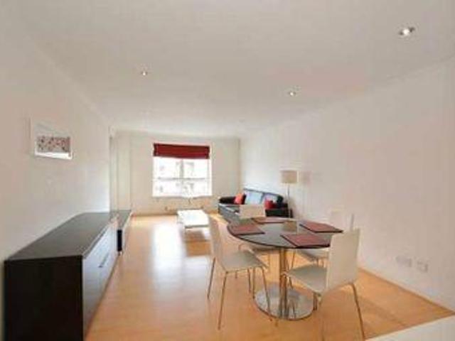 2 Bedrooms Flat for rent in Princes Riverside Road, London SE16