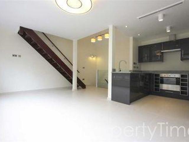 2 Bedrooms Flat for rent in Princess Mews, Hampstead, London NW3