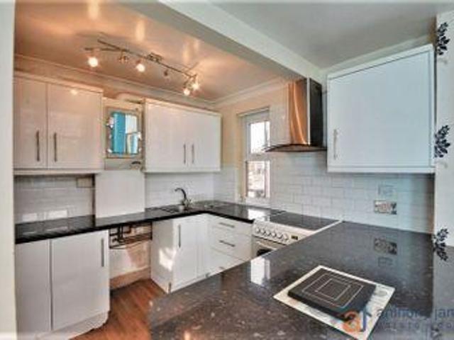 2 Bedrooms Flat for rent in Promenade, Southport PR9