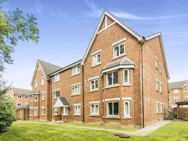 2 Bedrooms Flat for rent in Prospect Mews, Morley, Leeds LS27