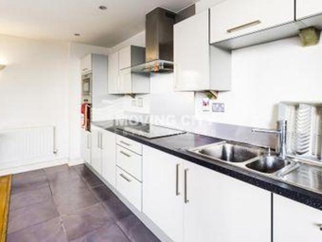 2 Bedrooms Flat for rent in Proton Tower, Canary Wharf E14
