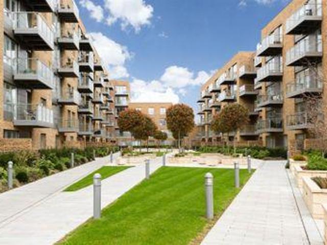 2 Bedrooms Flat for rent in Purser Court, Smithfield Square, Hornsey N8