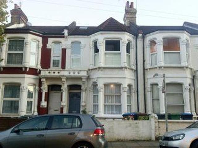 2 Bedrooms Flat for rent in Purves Road, Kensal Rise, London NW10