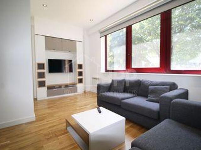 2 Bedrooms Flat for rent in Q One Residence, Wade Lane, Leeds LS2