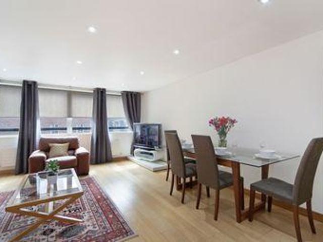 2 Bedrooms Flat for rent in Queen Anne Street, London W1G