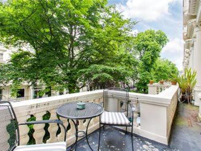 2 Bedrooms Flat for rent in Queen´s Gardens, London W2