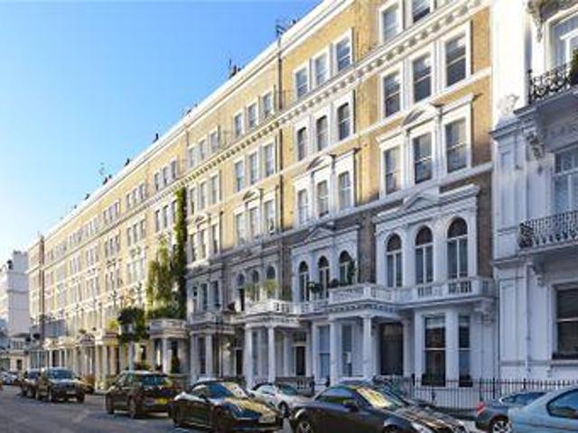 2 Bedrooms Flat for rent in Queen´s Gate Place, London SW7