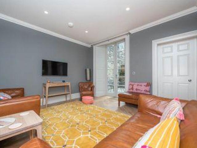 2 Bedrooms Flat for rent in Queen Street, City Centre EH2