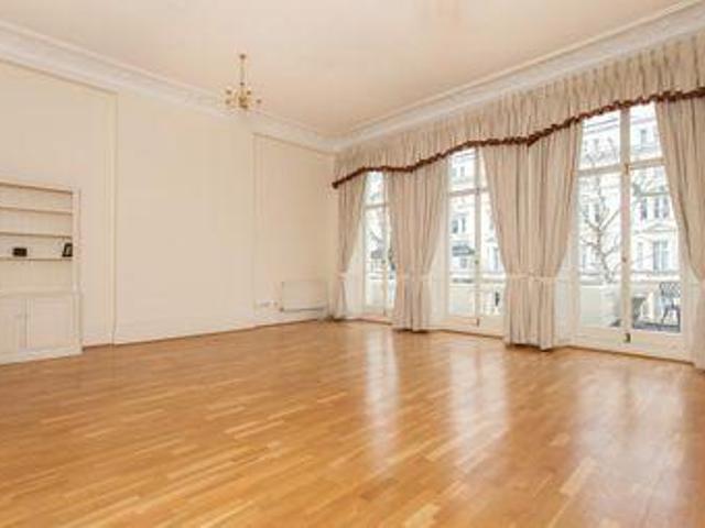 2 Bedrooms Flat for rent in Queens Gate, South Kensington, London SW7
