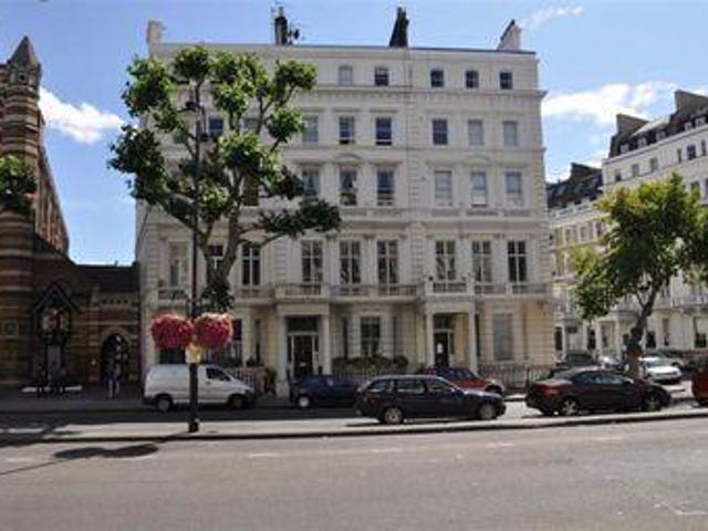 2 Bedrooms Flat for rent in Queens Gate, South Kensington, London SW7