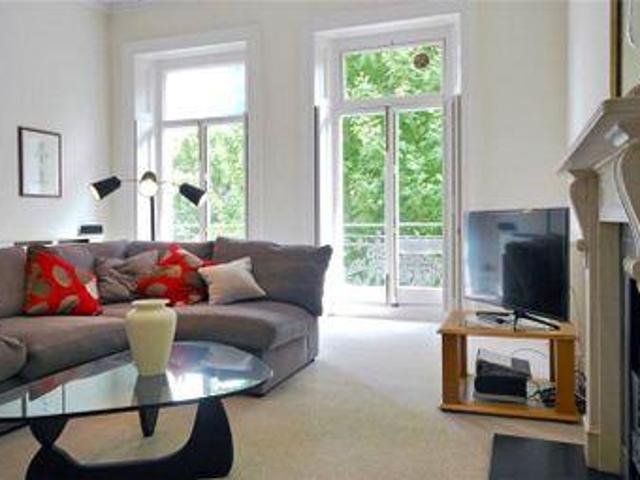 2 Bedrooms Flat for rent in Queens Gate, South Kensington, London SW7