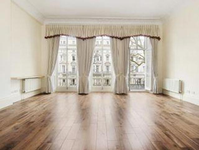 2 Bedrooms Flat for rent in Queens Gate, South Kensington, London SW7