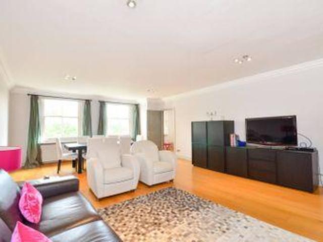 2 Bedrooms Flat for rent in Queens Gate, South Kensington SW7