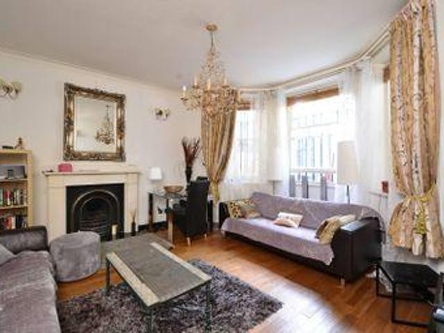 2 Bedrooms Flat for rent in Queens Gate, South Kensington SW7