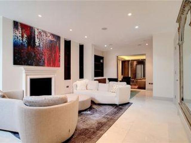 2 Bedrooms Flat for rent in Queens Gate Terrace, South Kensington, London SW7