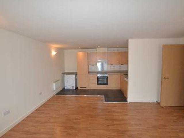 2 Bedrooms Flat for rent in Queens Road, Nottingham NG2