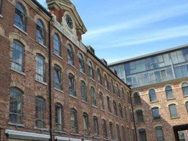 2 Bedrooms Flat for rent in Queens Road, Nottingham NG2
