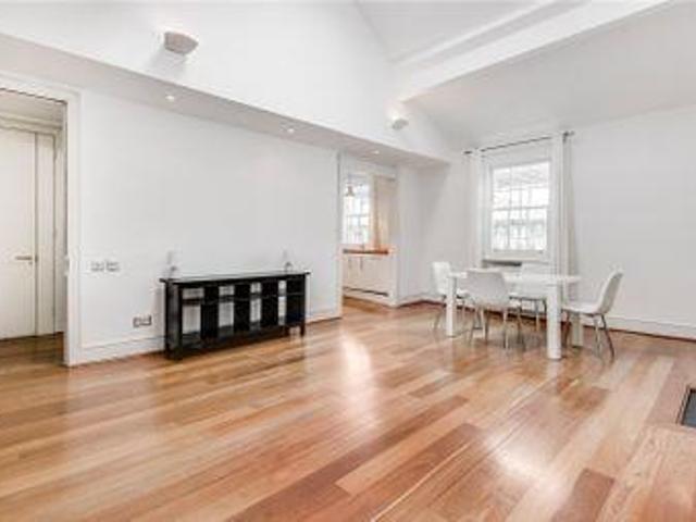 2 Bedrooms Flat for rent in Queensberry Place, South Kensington, London SW7