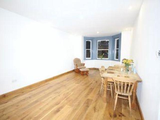 2 Bedrooms Flat for rent in Queensdown Road, London E5
