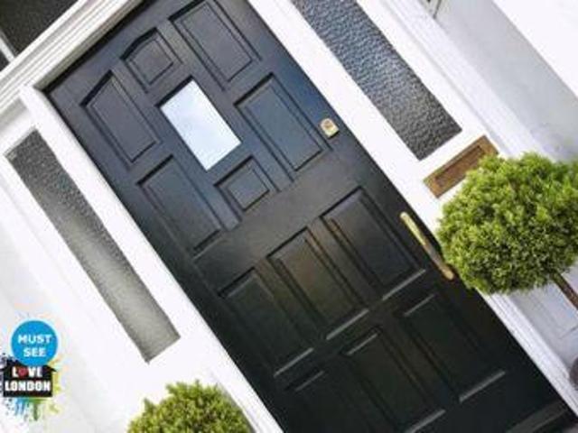 2 Bedrooms Flat for rent in Queensdown Road, London E5