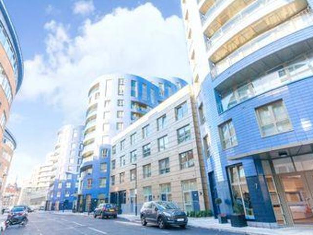 2 Bedrooms Flat for rent in Queensland Terrace, Holloway, London N7