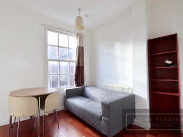 2 Bedrooms Flat for rent in Royal College Street, London NW1