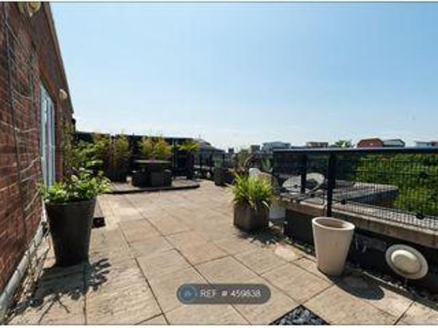 2 Bedrooms Flat for rent in Royal Quarter, Kingston Upon Thames KT2