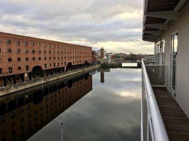 2 Bedrooms Flat for rent in Royal Quay, City Centre, Liverpool L3