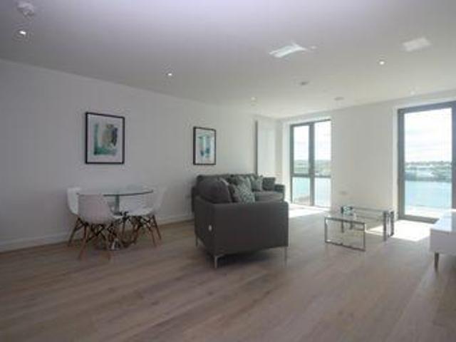 2 Bedrooms Flat for rent in Royal Wharf, Laker House, Royal Docks E16