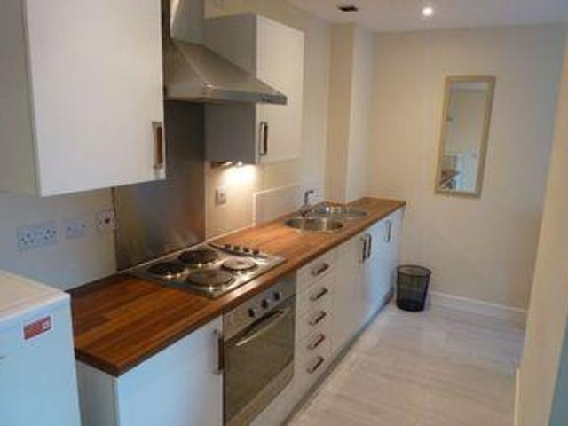 2 Bedrooms Flat for rent in Rockingham Street, Sheffield S1