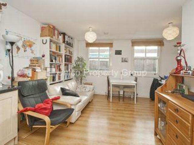 2 Bedrooms Flat for rent in Roman Road, Bow E3