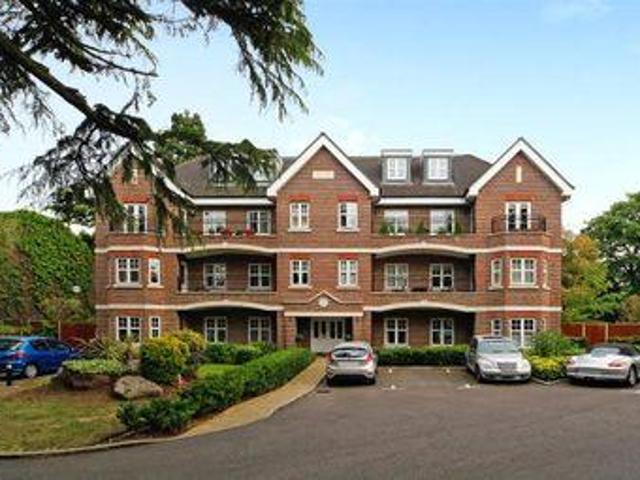 2 Bedrooms Flat for rent in Roosevelt Court, 84A Augustus Road, Southfields, London SW19