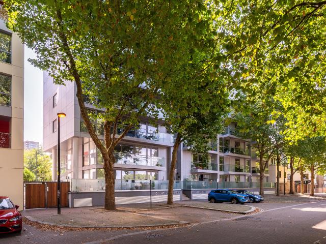 2 Bedrooms Flat for Rent in Rope Street | Foxtons