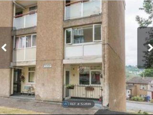 2 Bedrooms Flat for rent in Roscoe Drive, Sheffield S6