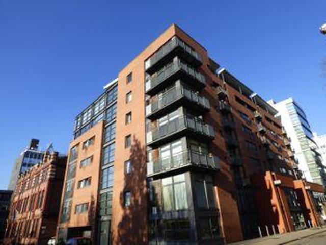 2 Bedrooms Flat for rent in Rossetti Place, Lower Byrom Street, Manchester M3