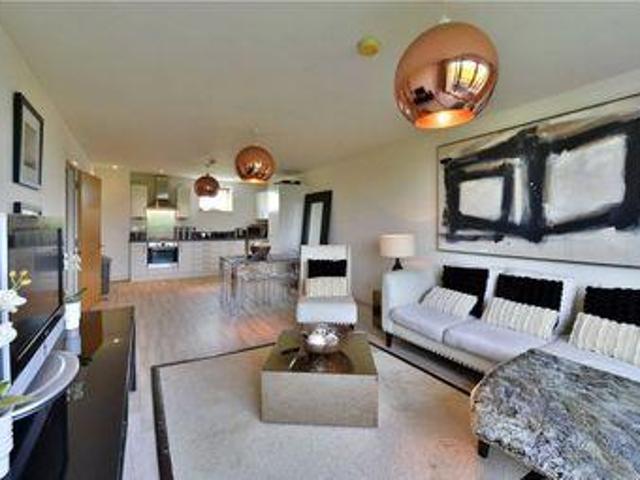 2 Bedrooms Flat for rent in Rathnew Court, 5 Meath Crescent, London E2