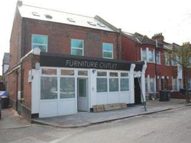 2 Bedrooms Flat for rent in Ravenshurst Avenue, Hendon, London NW4