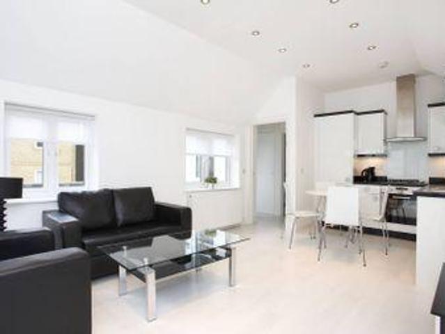 2 Bedrooms Flat for rent in Ravenshurst Avenue, Hendon NW4