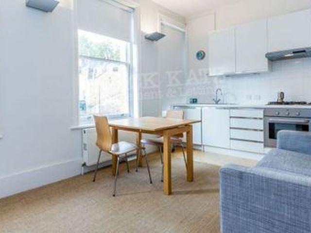 2 Bedrooms Flat for rent in Rawstorne Street, London EC1V