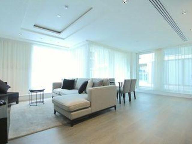 2 Bedrooms Flat for rent in Radnor Terrace, Lord Kensington House, Kensington, London W14