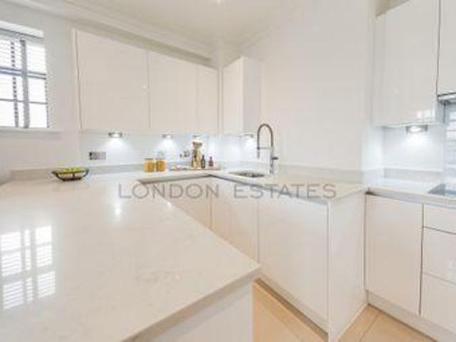 2 Bedrooms Flat for rent in Rainville Road, Fulham W6